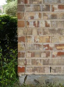 What Causes Bricks & Mortar to Often Crack? – Brick Doctor