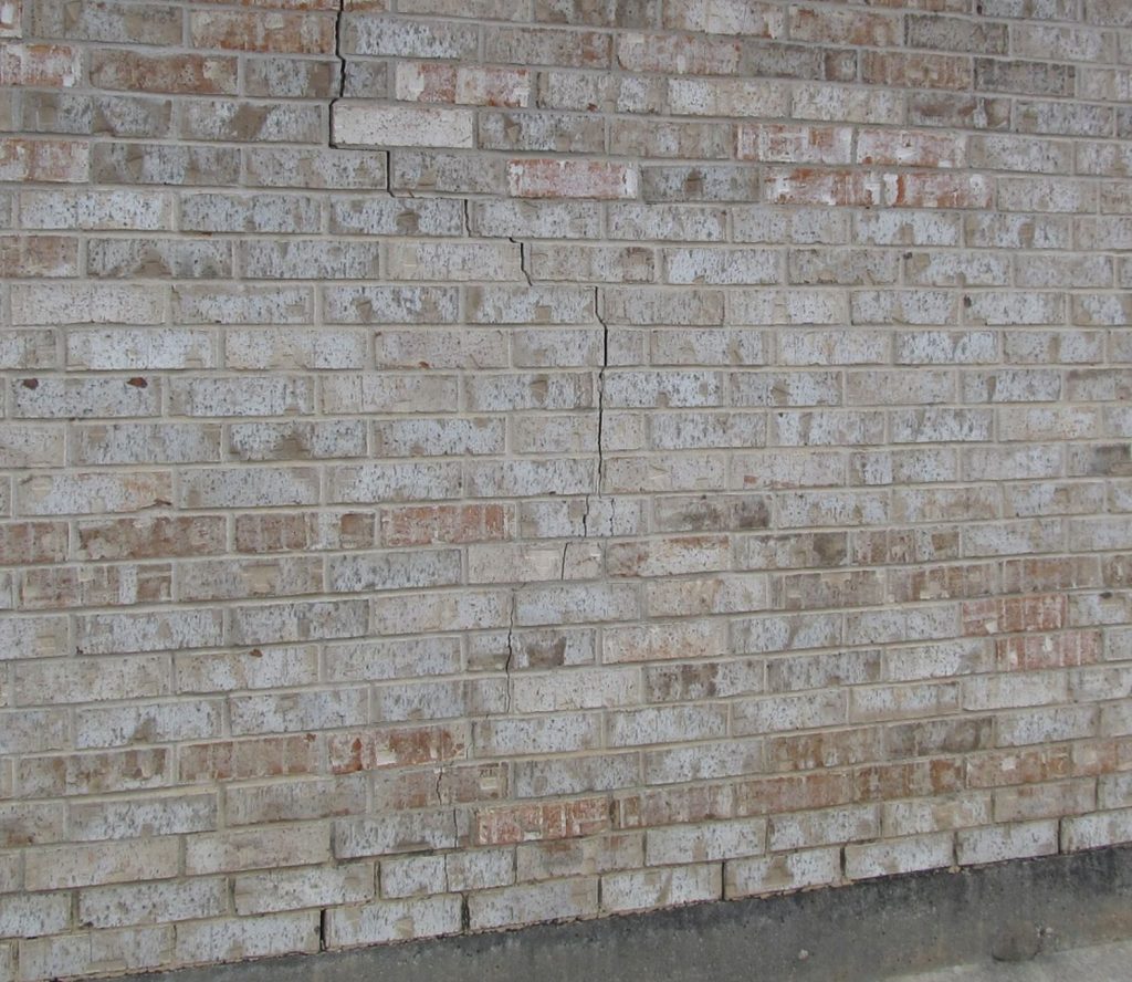 What Causes Bricks & Mortar to Often Crack? - Brick Doctor